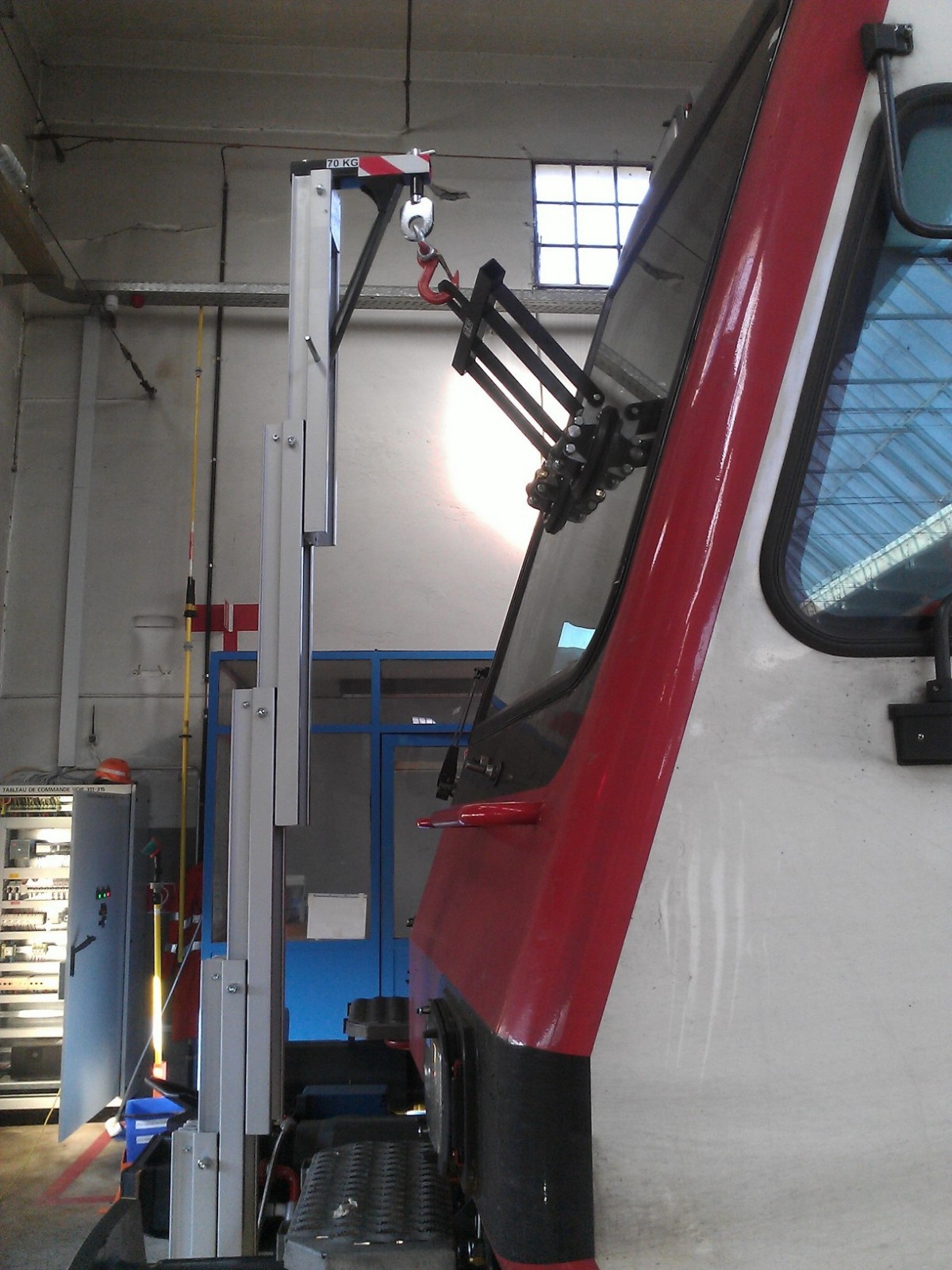 Super Lifter, 4 meter Lifting, 120kg Capacity - Spacepac Industries