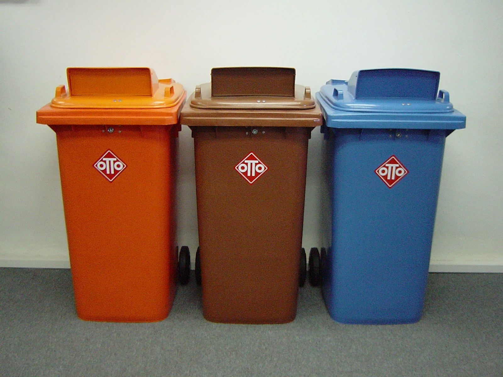 Garbage Bin | Spacepac Industries | Mobile Waste Bin