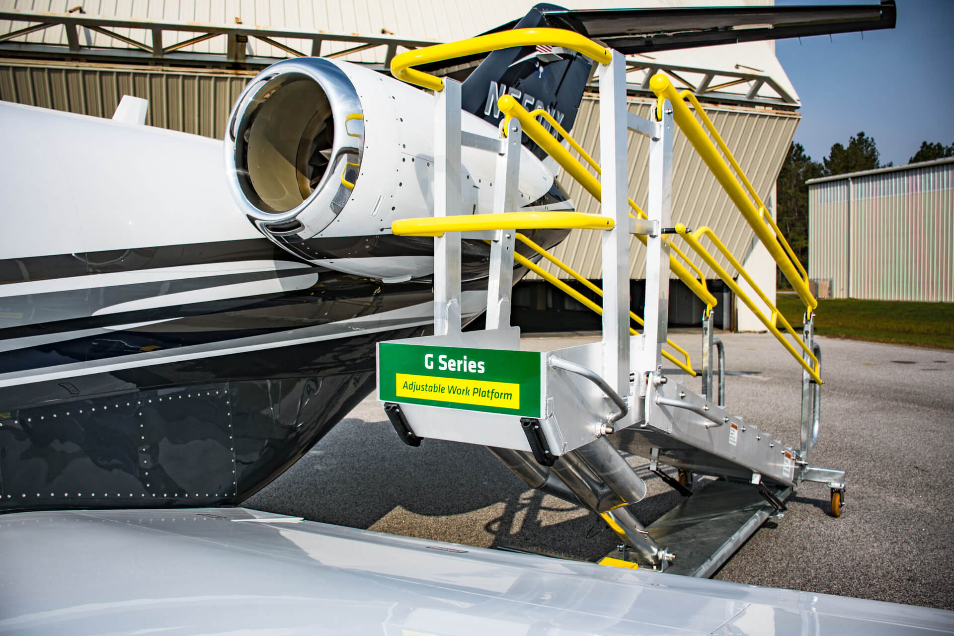 Adjustable Height Work Platform – Safe G-Series with 6 Sq. Ft. Platform
